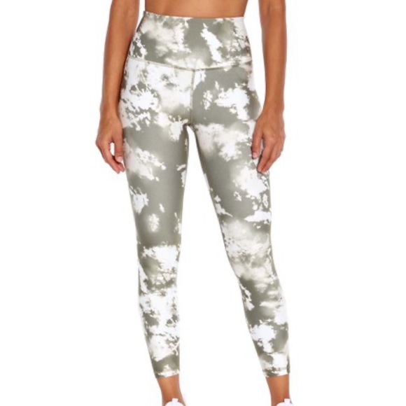 Balance Collection | Pants & Jumpsuits | Balance Collection Activewear ...